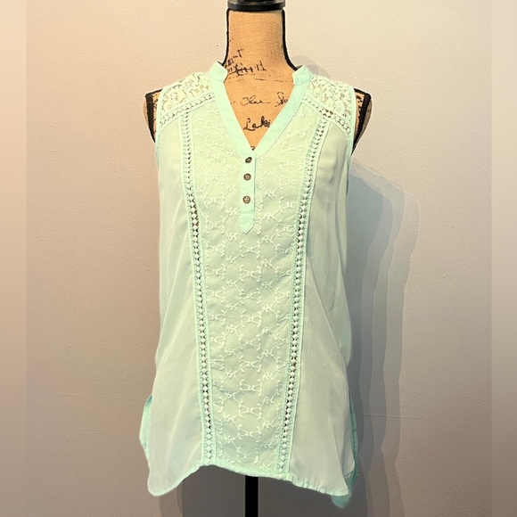 Jolt | Tops | Jolt Medium Tiffany Blue Lace Top | Poshmark
